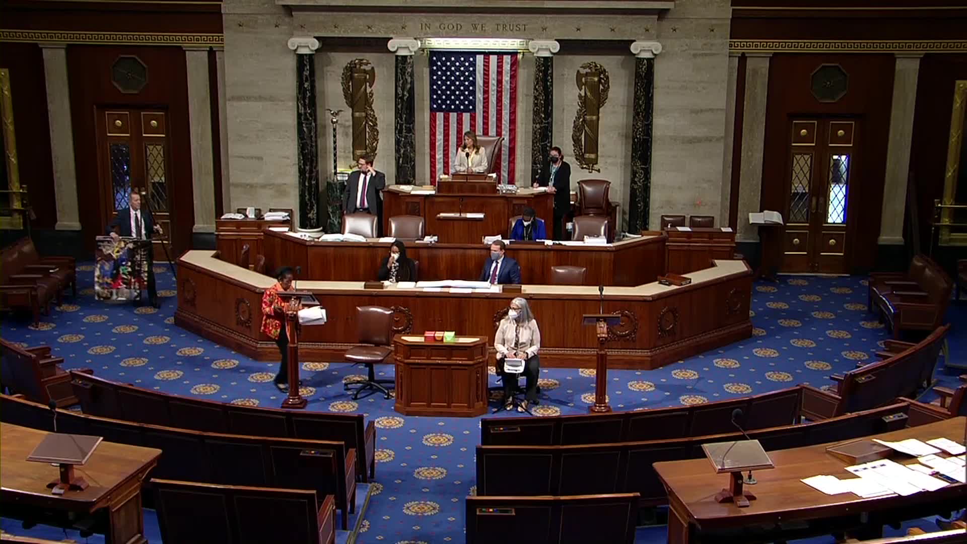 Democrats push for assault weapon ban before August recess – WAVY.com