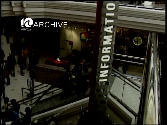 WAVY Archive: 1999 MacArthur Mall – Downtown Local Stores – WAVY.com