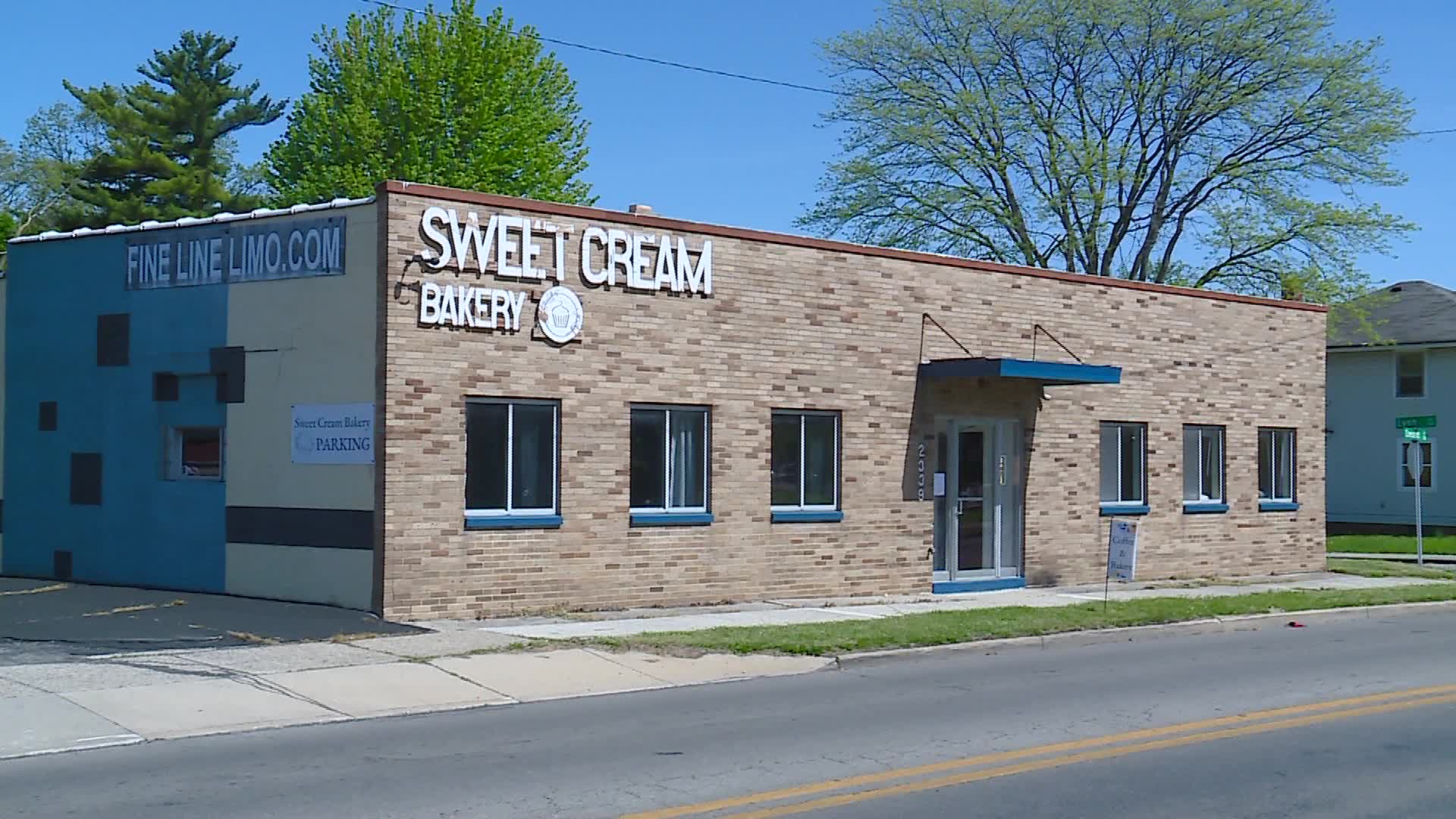 Sweet Cream Bakery opens – WANE 15
