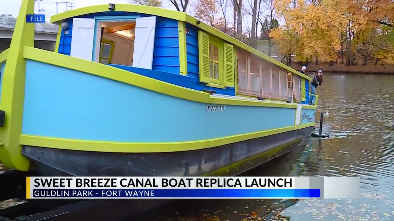 Sweet Breeze Canal Boat Replica Launch Wane 15