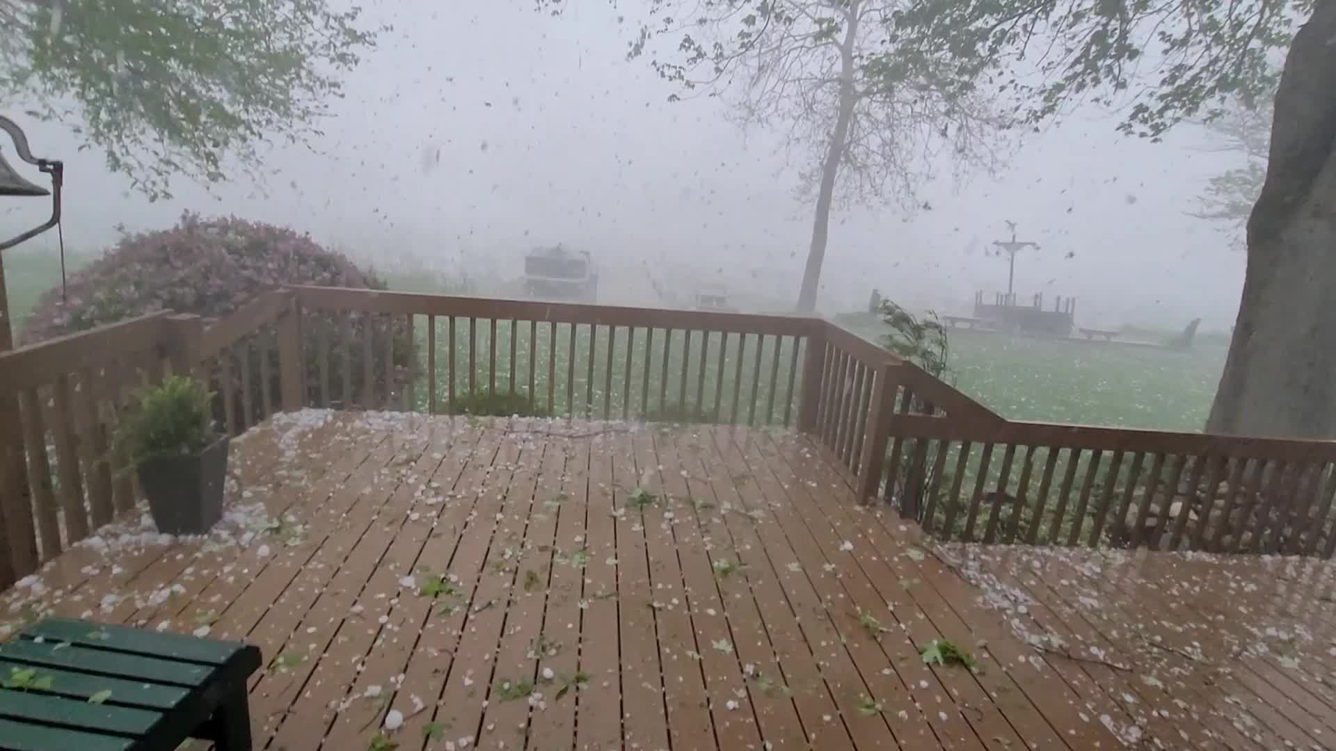 Storm/Hail video in Corunna, Indiana – WANE 15
