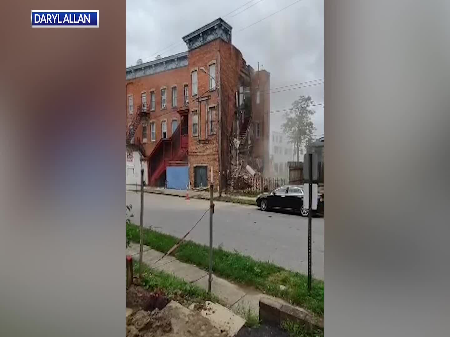 Ohio building collapses with firefighter inside – NBC4 WCMH-TV