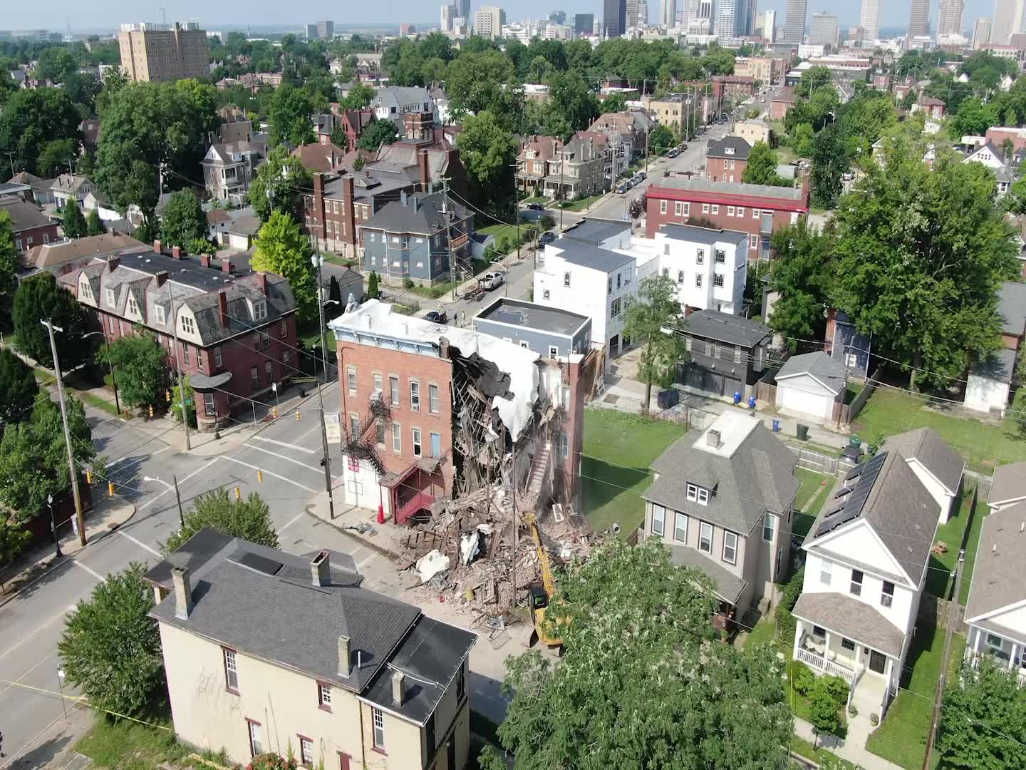 Collapsed Ohio building sees demolition begin – NBC4 WCMH-TV