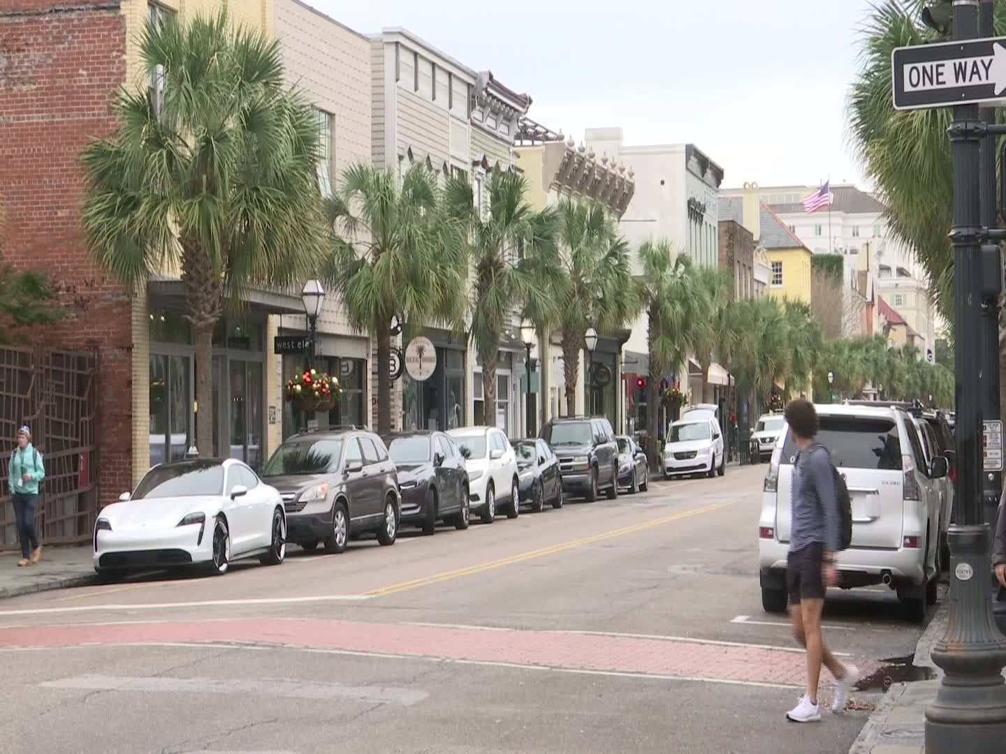 City of Charleston, bar owners and Intellicheck unveil new ID scanner trial – WCBD News 2