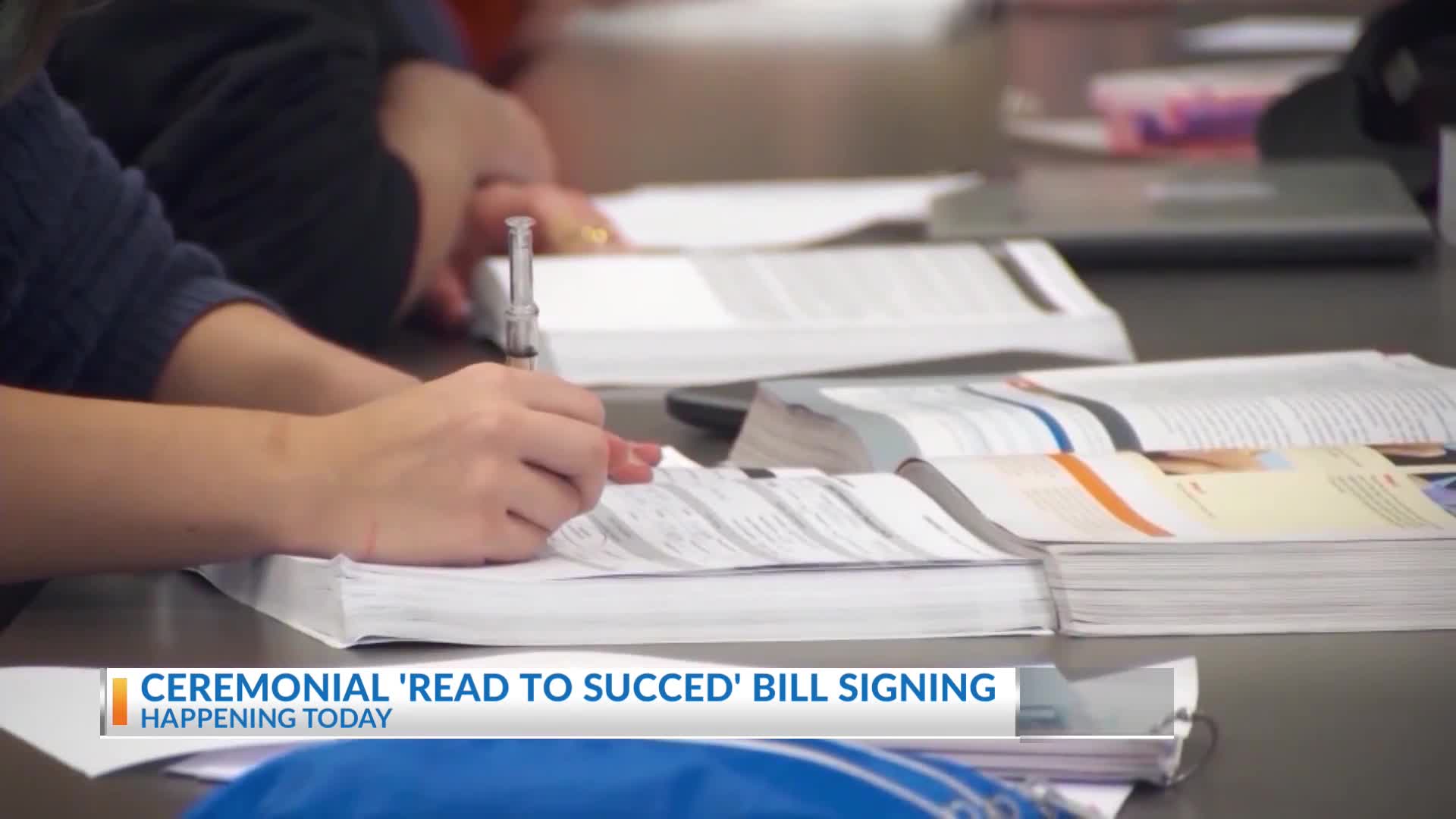 Ceremonial “Read to Succeed” bill signing – WCBD News 2