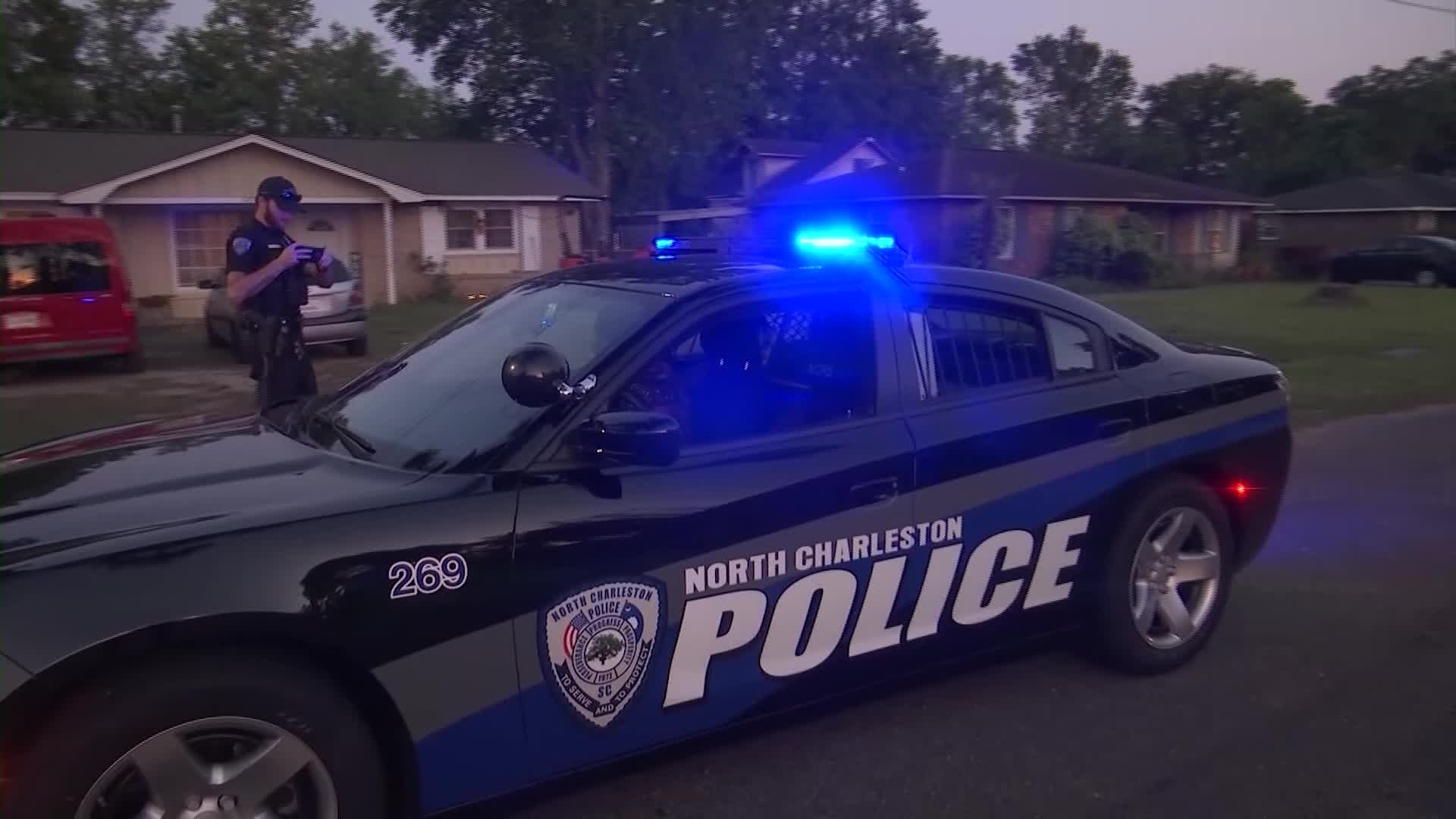 LISTEN: Neighbor using bullhorn to remind people to lock cars – WCBD News 2