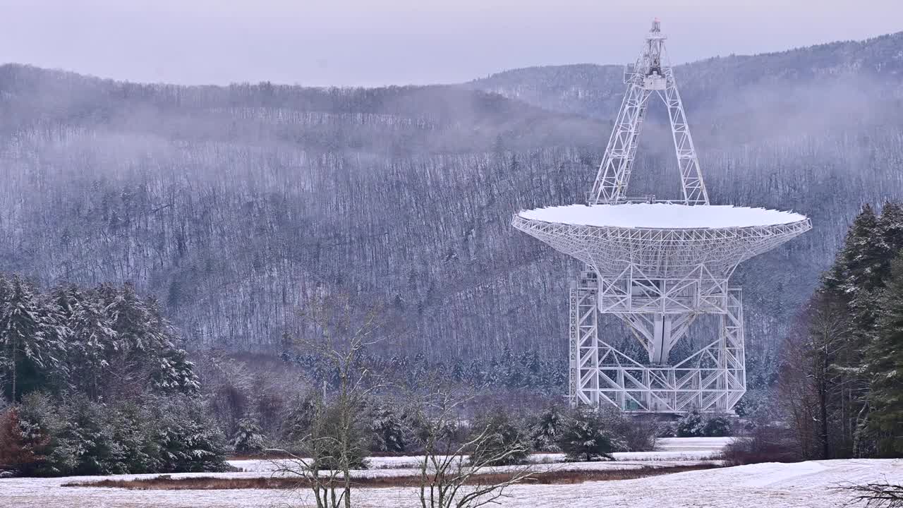 Green Bank Telescope snow dump time-lapse (30x speed) – WBOY.com