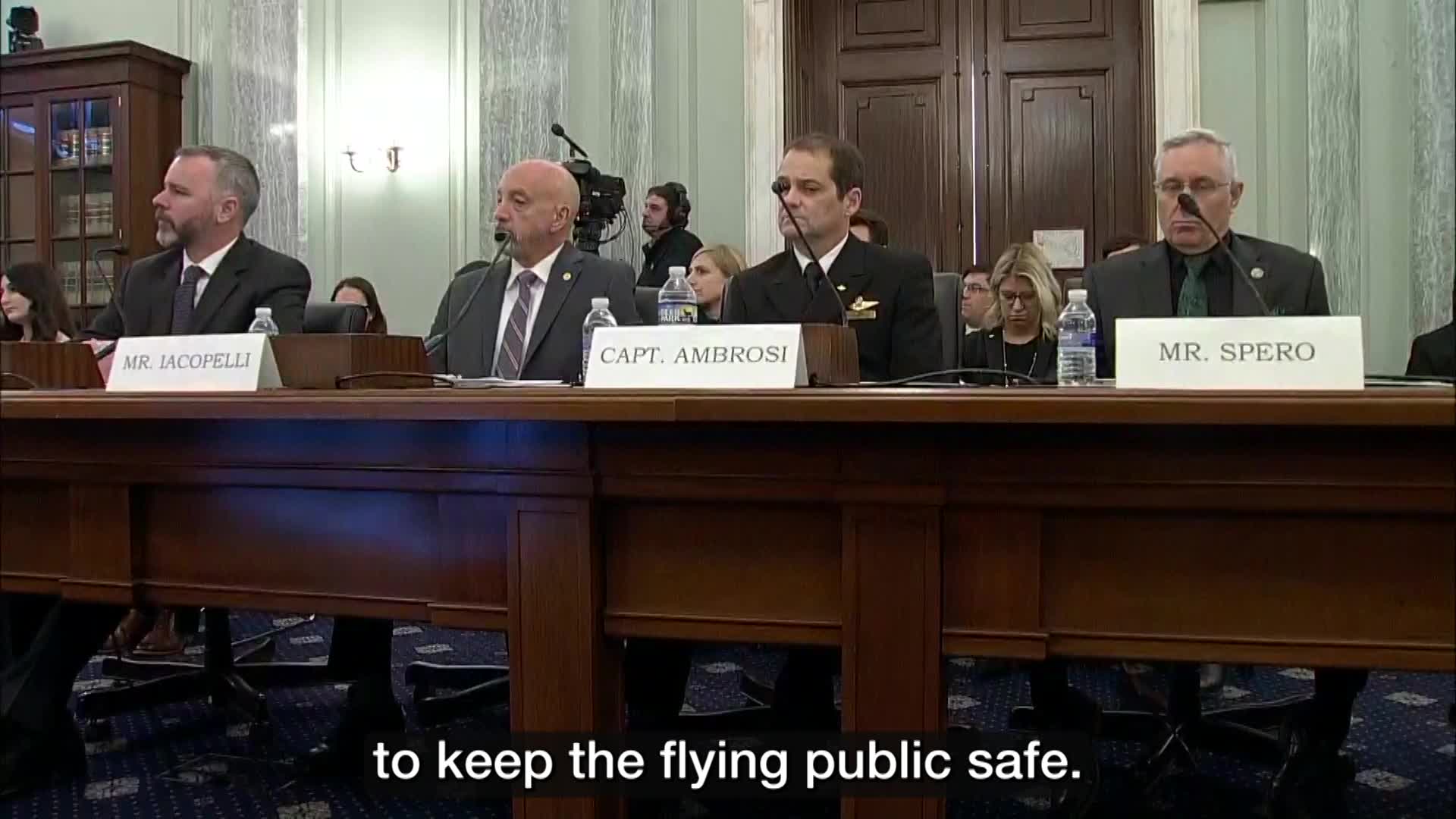 Senators voice concerns over outdated air traffic control systems ...
