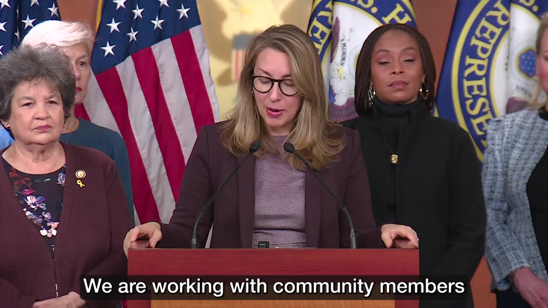 Democratic Women’s Caucus criticizes federal funding freeze – WFLA