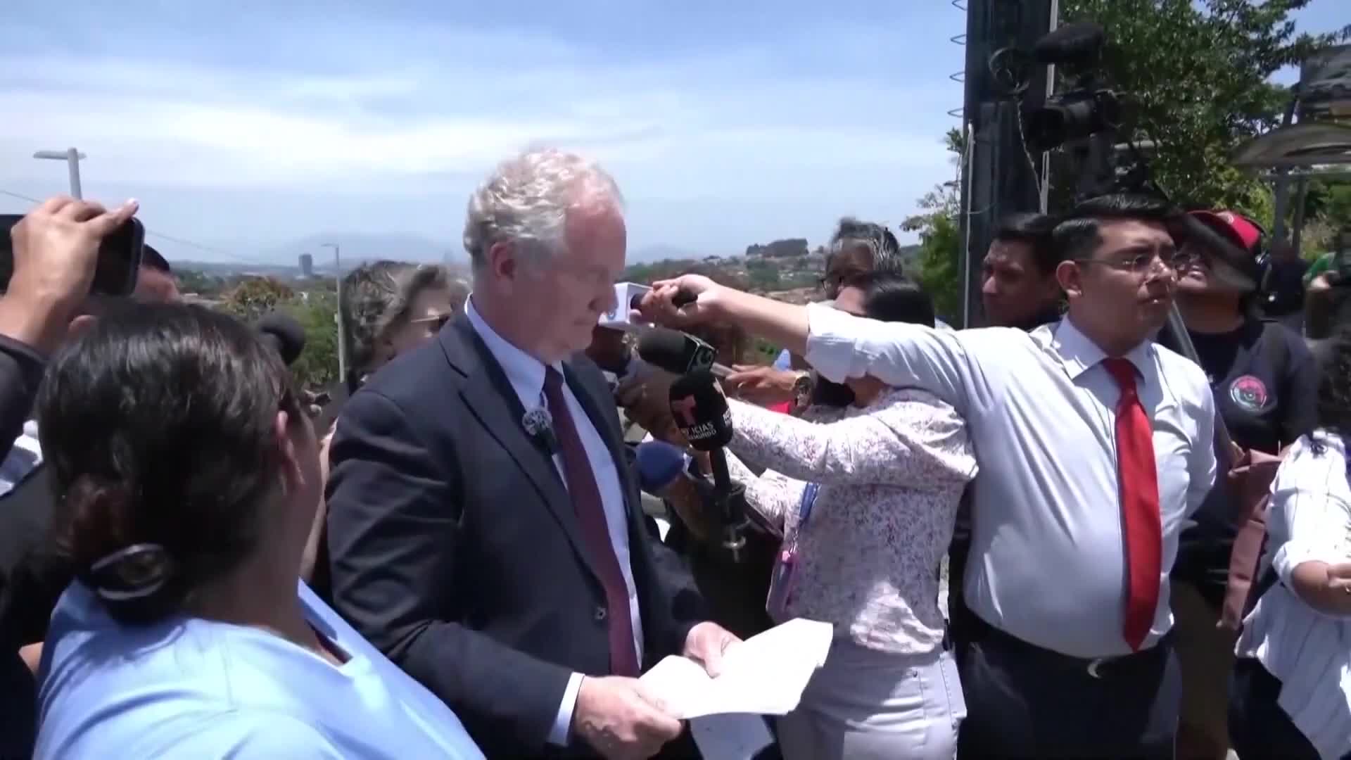 Sen. Van Hollen meets with Abrego Garcia – WKRG News 5