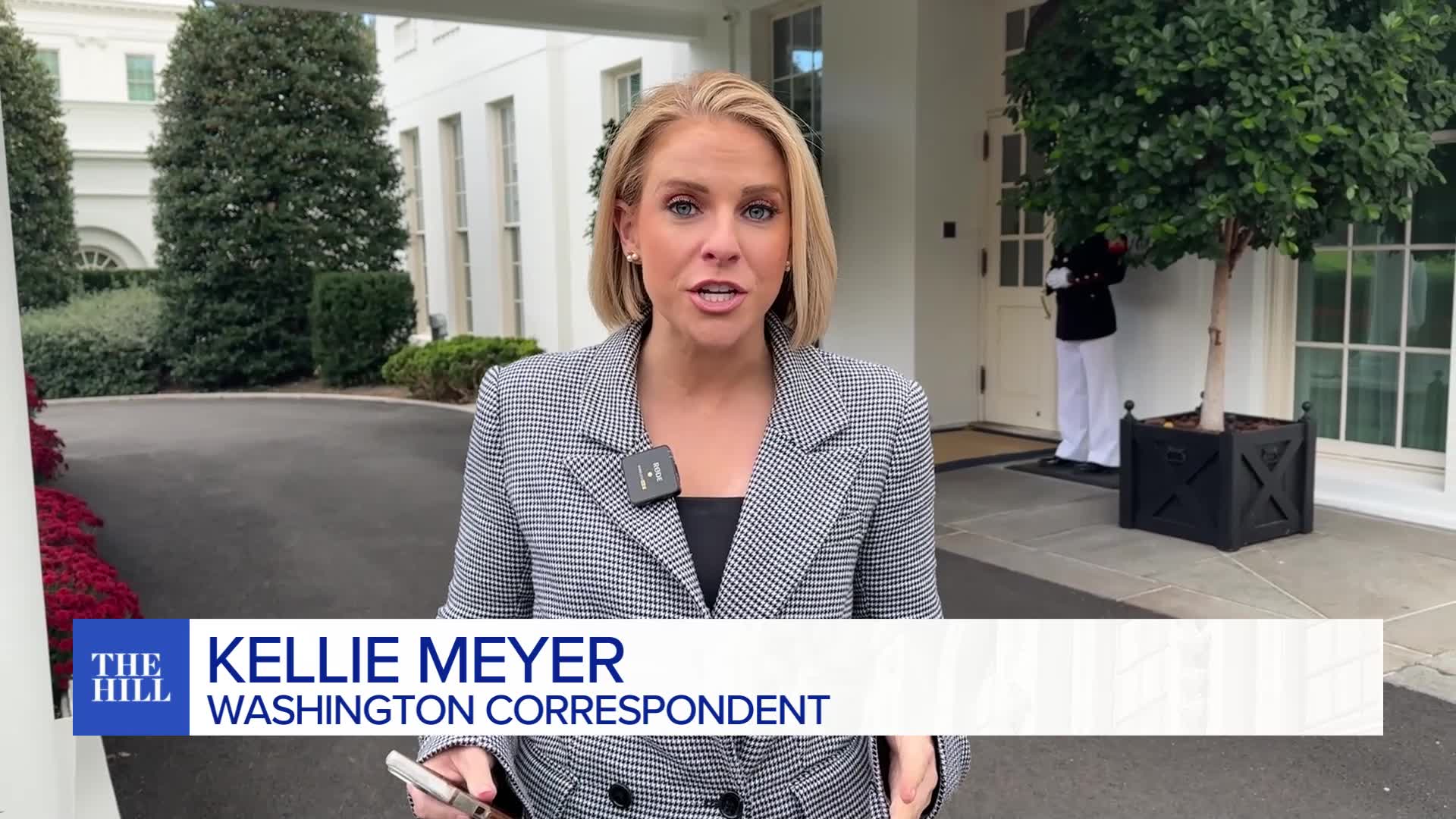 10-ft aliens caught on camera?! Video reportedly shows ufo visitors ...